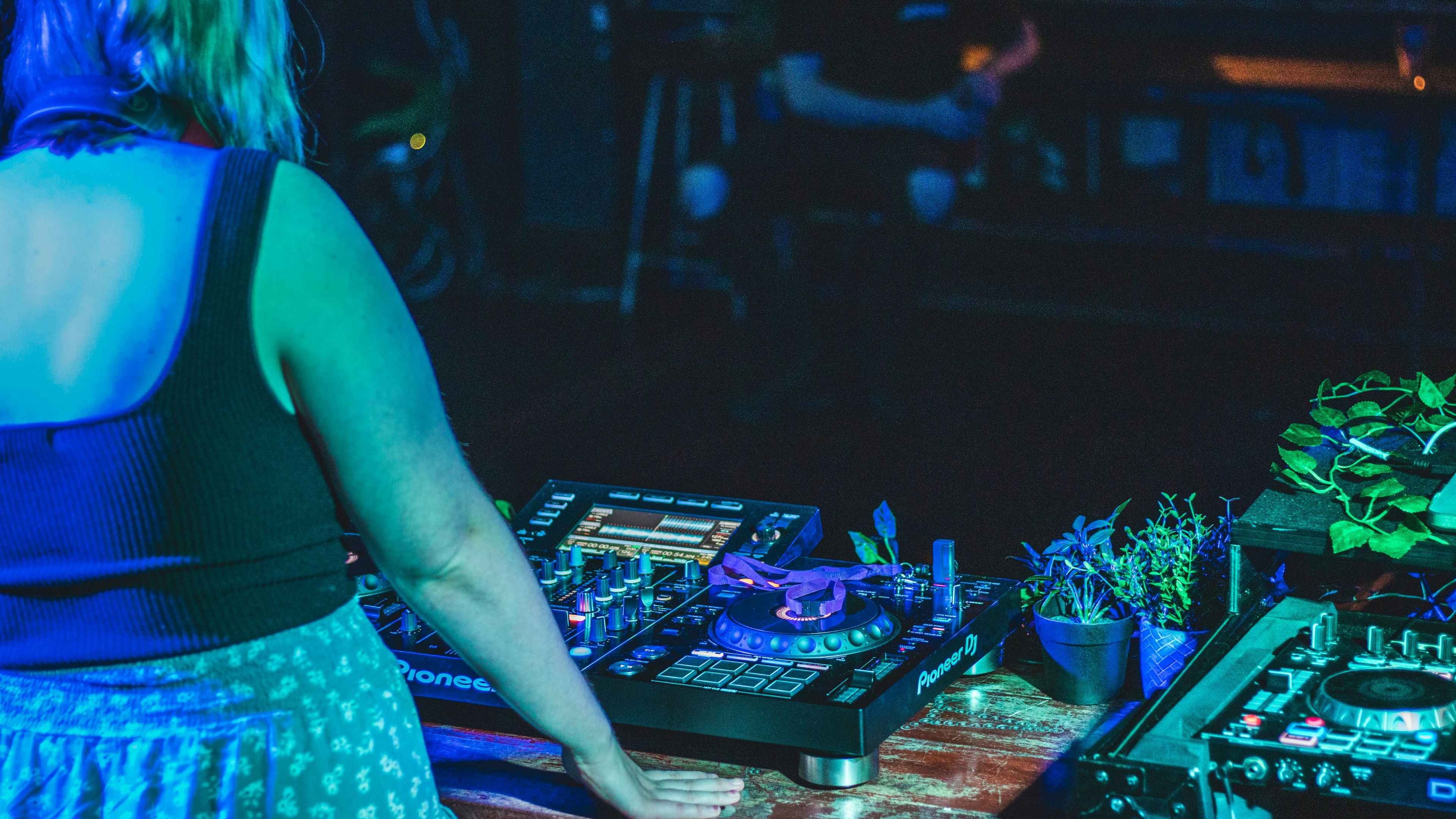 15+ Best Strip Club Jokes - Worst Jokes Ever